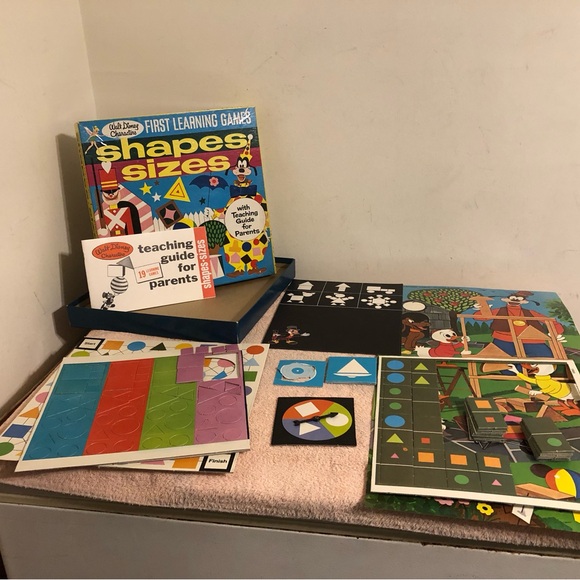 Western Publishing | Toys | Vintage 969 Walt Disney Characters First ...